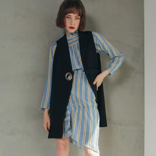 【Who Cares】金屬環扣帶下襬壓褶長西裝背心-momo購物網 - 好評推薦 - 2025年12月