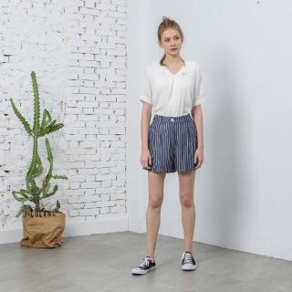 【KiKi】條紋活褶休閒-女短褲(二色/版型適中)-momo購物網 - 好評推薦 - 2025年7月