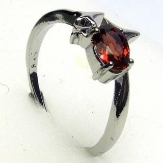 【小樂珠寶】頂級石榴石戒指 活動圍幸福好運設計款RR90(健康招財好運事業運)-momo購物網 - 好評推薦 - 2025年10月