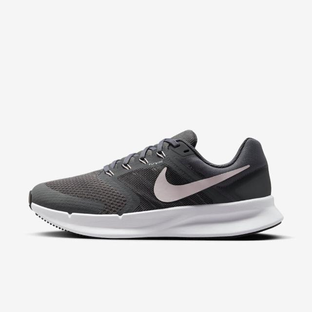 【NIKE 耐吉】W Run Swift 3 女 慢跑鞋 運動 路跑 透氣 緩震 支撐 耐穿 深灰(DR2698-008) - momo購物網 ...