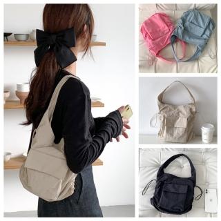 【LEEHER】單肩包/腋下包/尼龍包/水桶包/日系包包/韓國包包/大容量包包/尼龍手提包/抽繩包-momo購物網 - 好評推薦 - 2025年10月