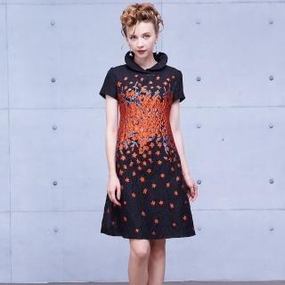 【NADIA LIN 林臣英】緹花荷葉領修身洋裝(洋裝)-momo購物網 - 好評推薦 - 2025年9月