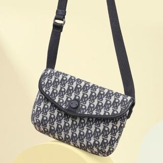 【LEEHER】字母帆布包/馬鞍包/貝殼包/胸包/腰包/斜背包/腋下包/個性百搭/情侶包包/通勤小-momo購物網 - 好評推薦 - 2025年10月