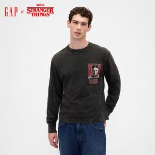 【GAP】男女同款 Gap x Stranger Things怪奇物語限量聯名 Logo圓領長袖T恤-灰黑色(865230)-momo購物網